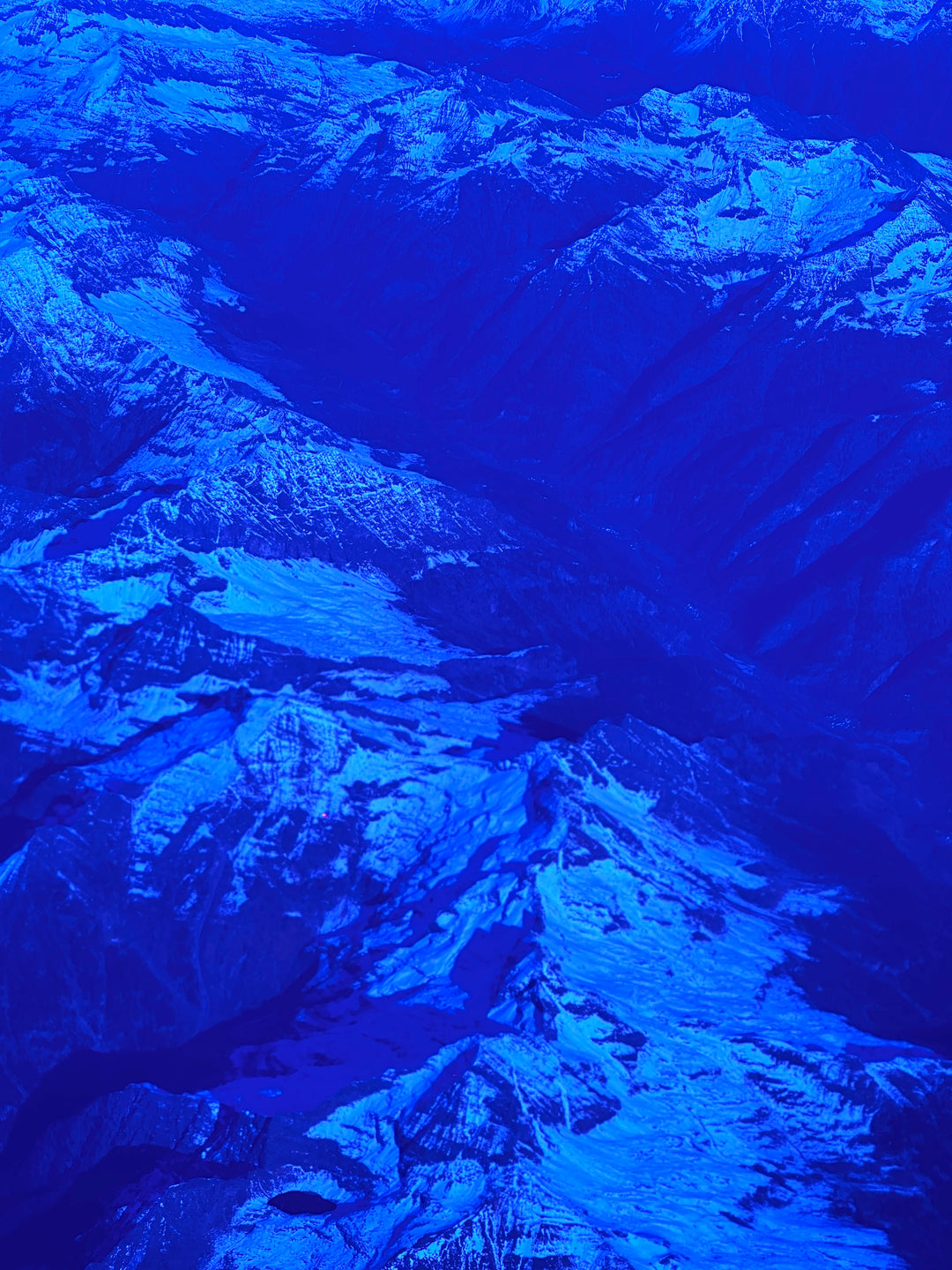 BLUE COLOR THERAPY